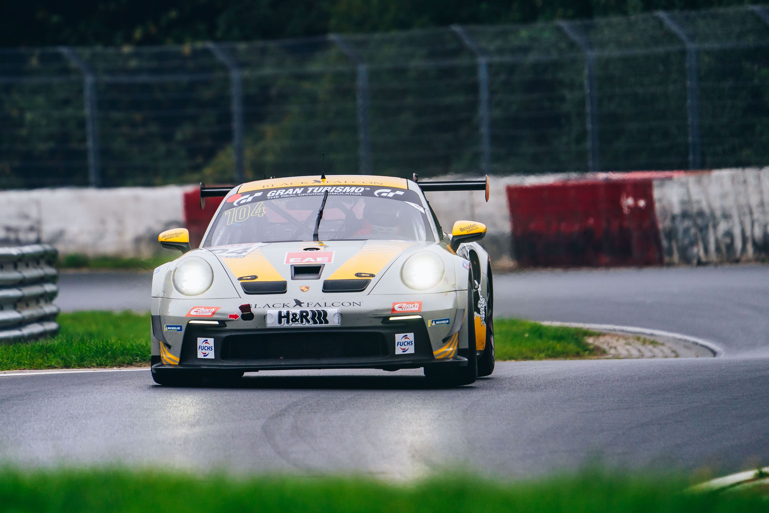 Difficult NLS weekend with two podium finishes